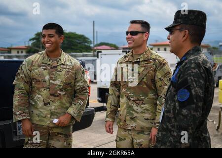 U.S. Army Staff Sgt. Leonel Cubias, 541st Forward Surgical Team ...