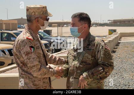 U.S. Army Maj. Gen. Douglas Sims, commanding general of the 1st ...
