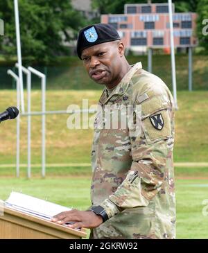 BAUMHOLDER, Germany - Brig. Gen. James J. Mingus, the 4th Infantry ...