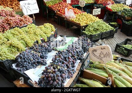 Fruit stall in Beirut, Lebanon 1993 Stock Photo - Alamy