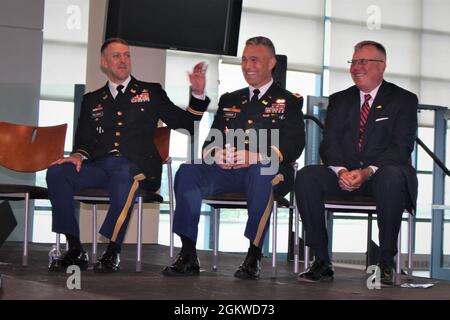 Brig. Gen. Thomas Tickner, U.S. Army Corps of Engineers, Pacific Ocean ...