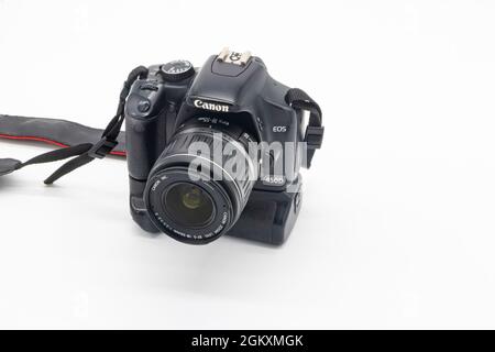 Canon 450D DSLR camera with battery pack Stock Photo - Alamy