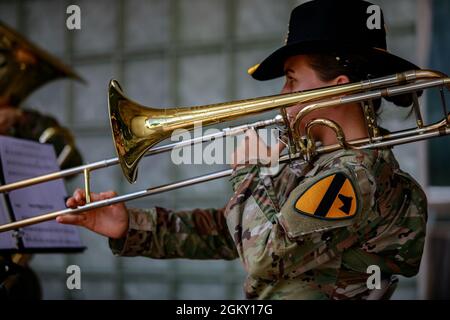 Maj. Gen. Steven W. Gilland, incoming deputy commanding general, III ...