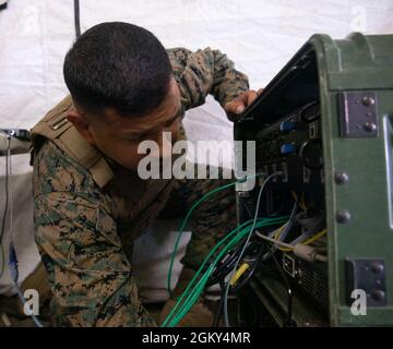Marines with Marine Wing Communications Squadron 48 (MWCS-48), Marine ...