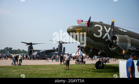 A CV-22 Osprey from the 8th Special Operations Squadron refuels from a ...