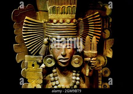 Brazier Xilonen, This sculpture that represents the goddess Xilonen ...