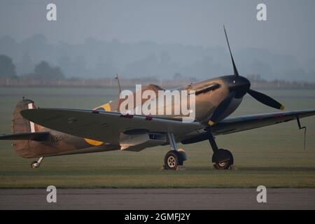 Supermarine Spitfire N3200 Stock Photo - Alamy