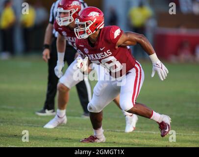September 18, 2021: Arkansas defensive lineman John Ridgeway #99 works ...