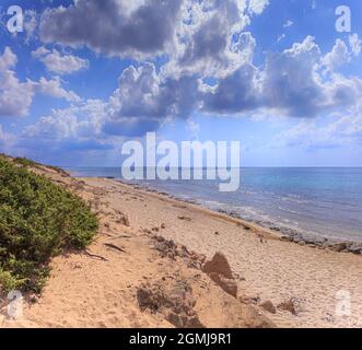 The most beautiful beaches of Italy: Campomarino dune park in Apulia ...