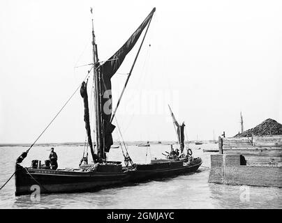 Thames Barge Victorian period Stock Photo - Alamy