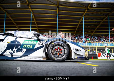 23 Alex Albon (THA), Ferrari 488 GT3, Red Bull Alpha Tauri AF Corse ...