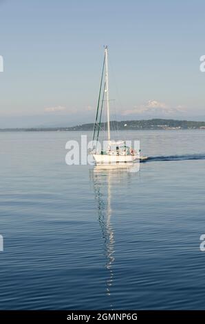 boat ride off vancouver island in Canada Stock Photo - Alamy