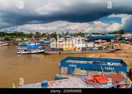 BENJAMIN CONSTANT, BRAZIL - JUNE 22, 2015: View of a river port of ...