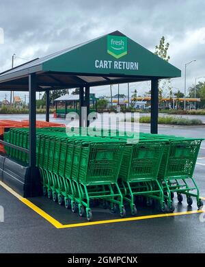 Shopping cart return in parking lot of large store, USA Stock Photo - Alamy