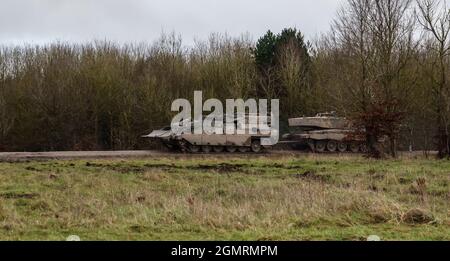 British army Challenger 2 CRARRV battle tank recovery and repair ...