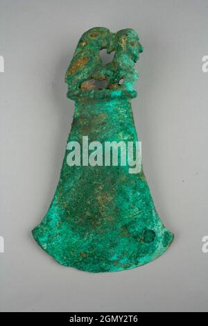 Tumi, ceremonial knife,Moche culture (100 to 700 AC Stock Photo - Alamy