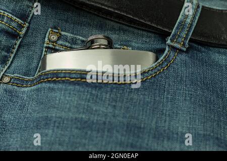 Aluminum flask, for alcoholic beverages. Hip flask in pants pocket ...