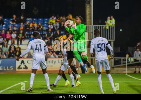 Goalkeeper Josh Oluwayemi (59 Tottenham) during the Papa Johns League ...