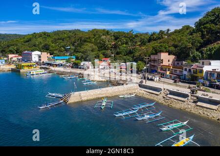 Aerial view of traditional Filipino Banca outrigger canoes on ...