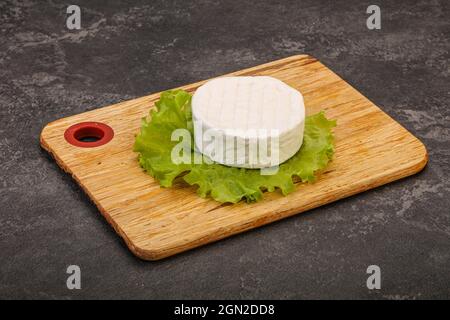 Delicous tradidional Brie round soft cheese Stock Photo - Alamy