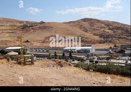 Masnaa border crossing checkpoint, Majdal Anjar, Bekaa Governorate ...