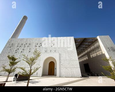 Mosque of the Late Mohamed Abdulkhaliq Gargash in UAE designed by ...