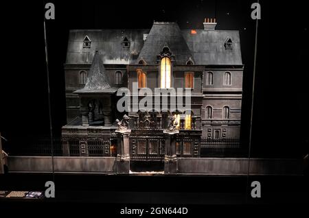 BATMAN RETURNS -1992 Stock Photo - Alamy