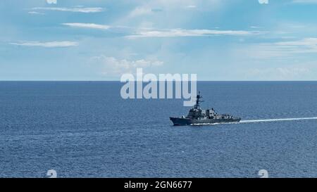 The guided missile destroyer USS Chaffee 90 Seward Alaska Stock Photo ...