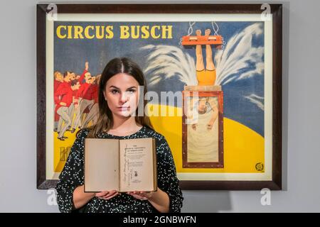 Poster for Houdini Water Torture Cell performance Stock Photo - Alamy