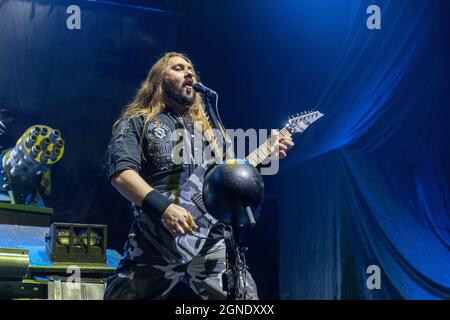 Milwaukee, USA. 22nd Sep, 2021. Rob Halford of Judas Priest at Miller ...