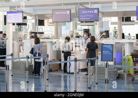 United Airlines check in counter at Shanghai Pudong International ...