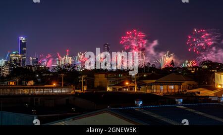 "Riverfire" fireworks show, Brisbane, Queensland, Australia Stock Photo ...