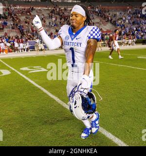 Kentucky wide receiver Wan'Dale Robinson catches a pass during a drill ...
