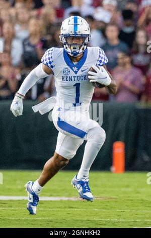 Kentucky wide receiver Wan'Dale Robinson catches a pass during a drill ...