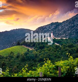 Incredible marine scenery. Colorful evening view of Red Rocks Beach ...
