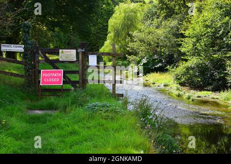 Footpath closed, River Lynher, Bathpool Cornwall, England UK Stock ...