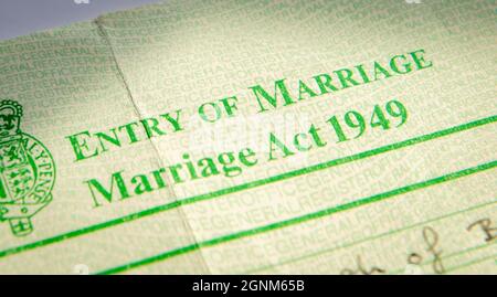 A copy of a British marriage certificate Stock Photo - Alamy