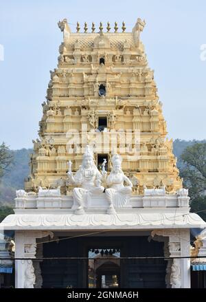 Mahanandi Temple 1 Stock Photo - Alamy