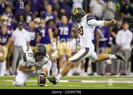 California place kicker Dario Longhetto against Colorado during an NCAA ...
