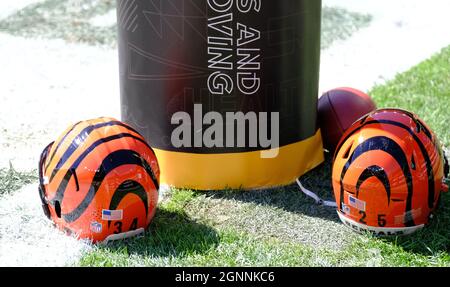 Pittsburgh, PA, USA. 26th Sep, 2021. Tyler Boyd #83 during the ...