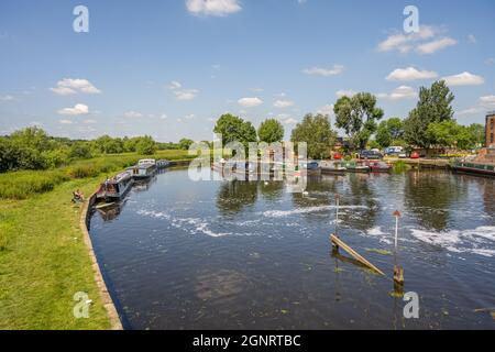 River Soar at Sileby Lock and Mill near Mountsorrel Leicestershire ...