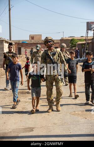 Task Force Warclub conducts Civil Engagement in Syria Stock Photo - Alamy
