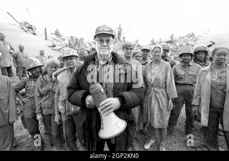 VOLCANO, 1997, TM and Copyright (c)20th Century Fox Film Corp. All ...