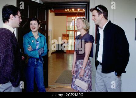 PAUL RUDD, RACHEL WEISZ, GRETCHEN MOL, FRED WELLER, THE SHAPE OF THINGS ...