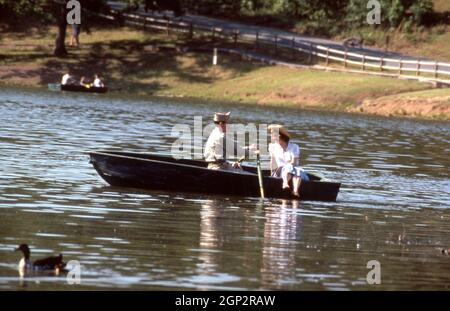 BILOXI BLUES, from left: Matthew Broderick, Penelope Ann Miller, 1988 ...