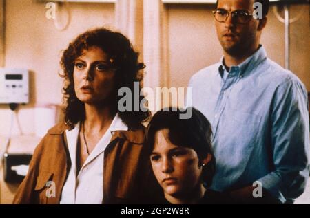 THE CLIENT, from left: Brad Renfro, Susan Sarandon, 1994. © Warner Bros ...
