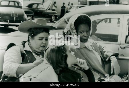 CORRINA, CORRINA, from left: Whoopi Goldberg, Ray Liotta, 1994. ph: S ...