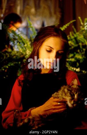 THE EIGHTEENTH ANGEL, Rachael Leigh Cook, 1997. ph: Angelo Novi ...