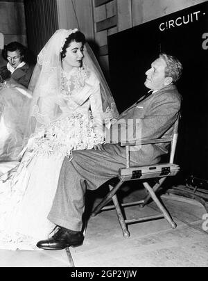 SPENCER TRACY, ELIZABETH TAYLOR, FATHER OF THE BRIDE, 1950 Stock Photo ...
