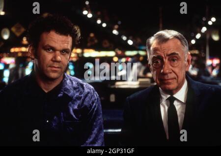 HARD EIGHT, (aka SYDNEY), from left: director Paul Thomas Anderson, Philip Baker Hall, on set ...